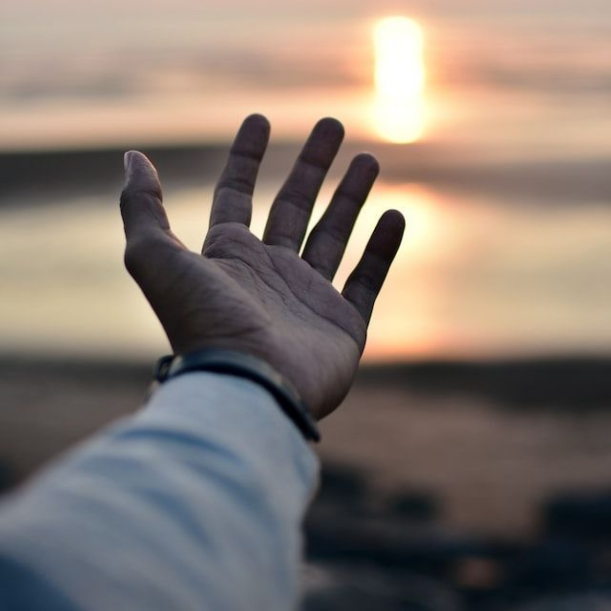 Reach out to a friend who needs to hear that God loves them - Richard ...